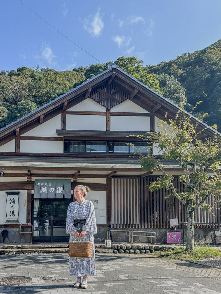 How to Use an Onsen in Japan Guide (for Shy People) ♨️